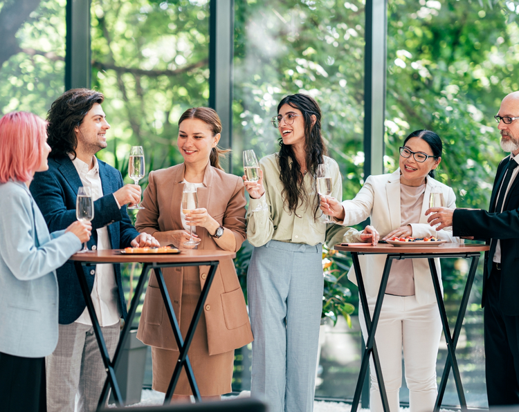 Creative Themes for Corporate Events and Parties - Hotel Global Jobs ...